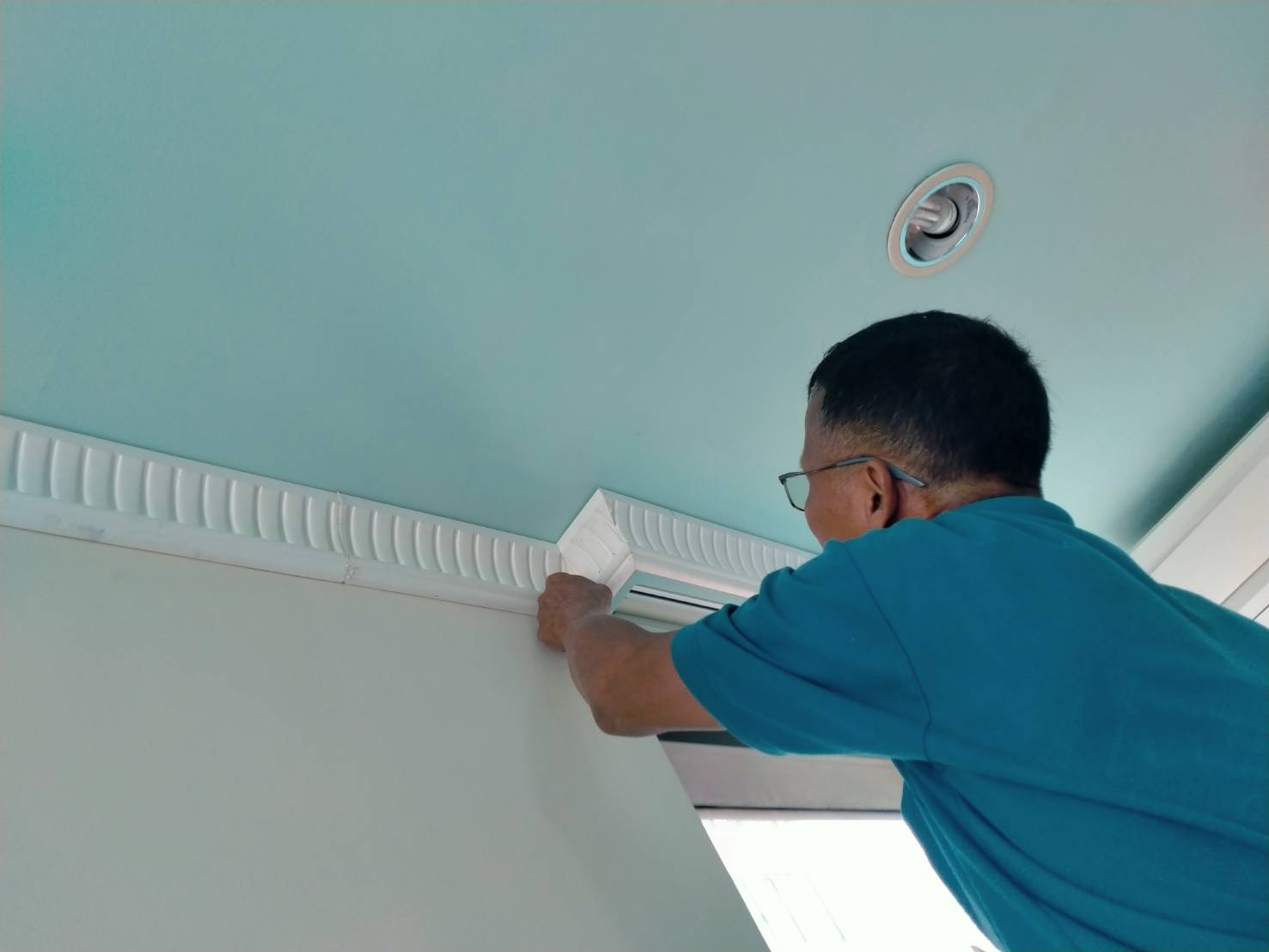 C8. Remodeling and Minor Repairs - Mr. Handyman From Japan